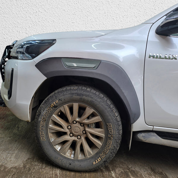 Toyota Hilux - Fender Flare in Grey – Futurz4x4