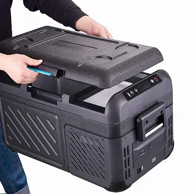 Buy Top-Performing 35L Portable Car Fridge with Dual Zone | Futurz 4x4 ...